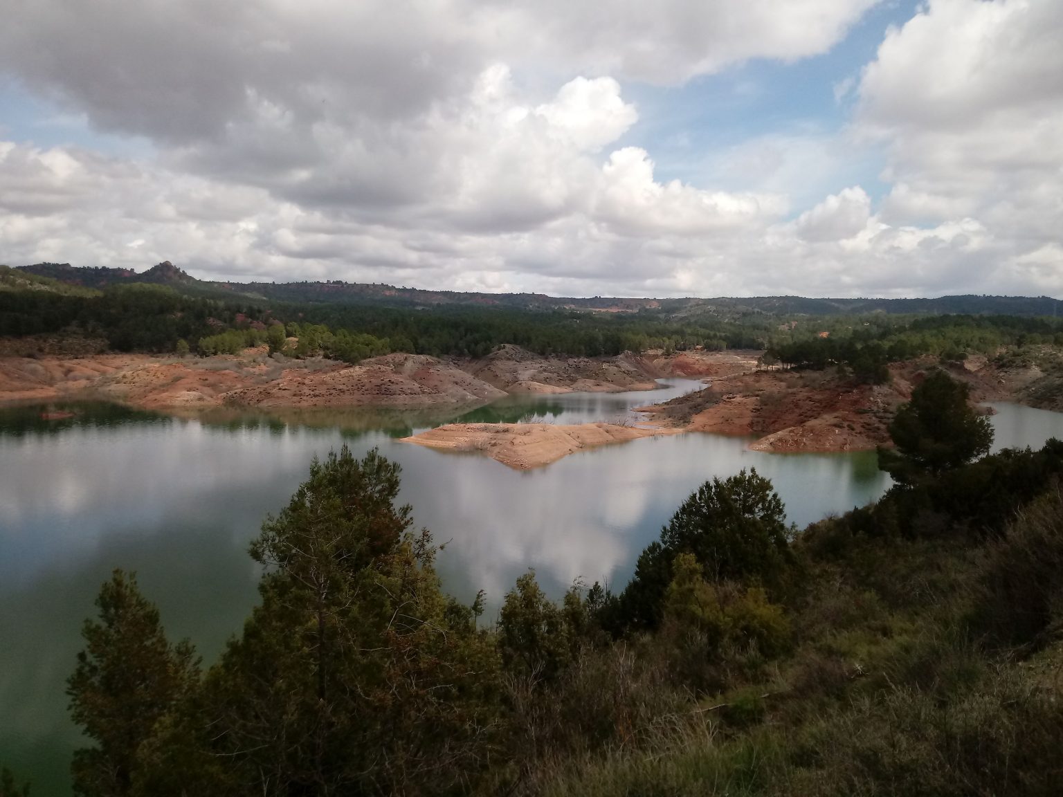 El embalse de Contreras, un pequeño paraíso valenciano-manchego